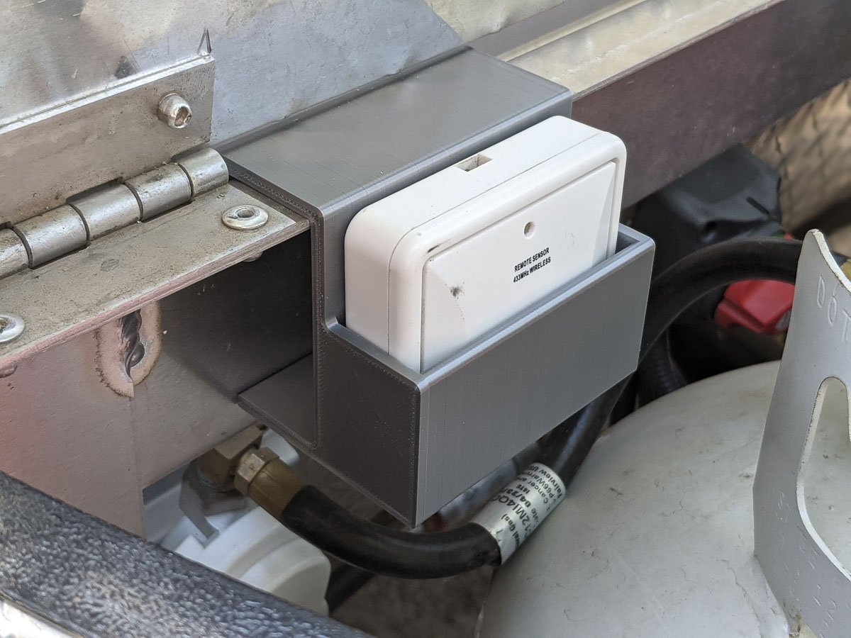 A 3D Printed Thermometer Sensor Holder - Gary Stebbins' Blog